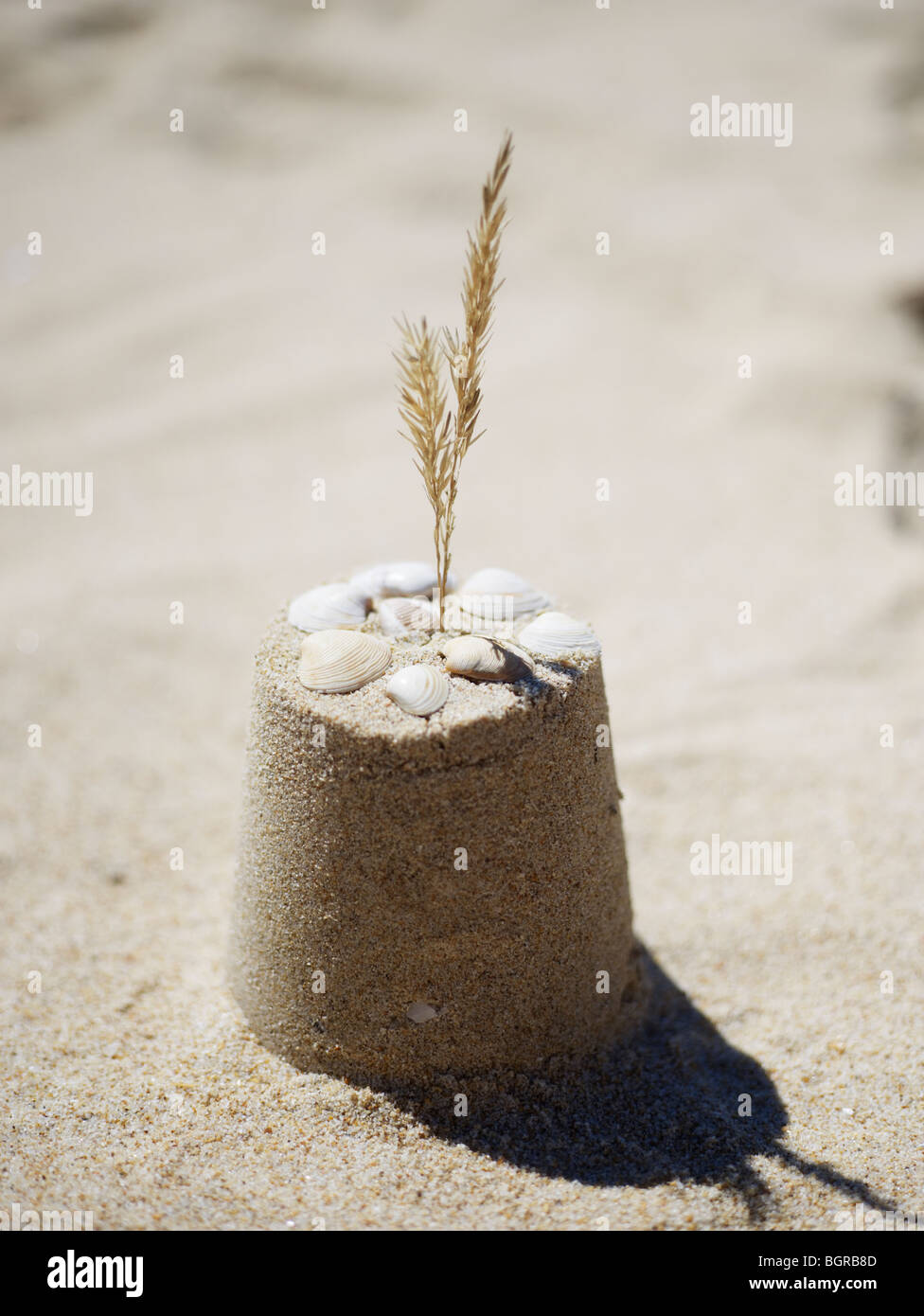 Builds sand castle hi-res stock photography and images - Alamy