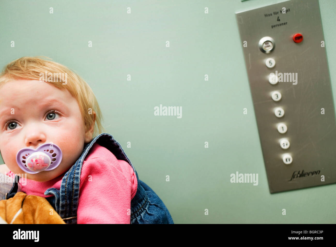 Elevator buttons old hi-res stock photography and images - Alamy
