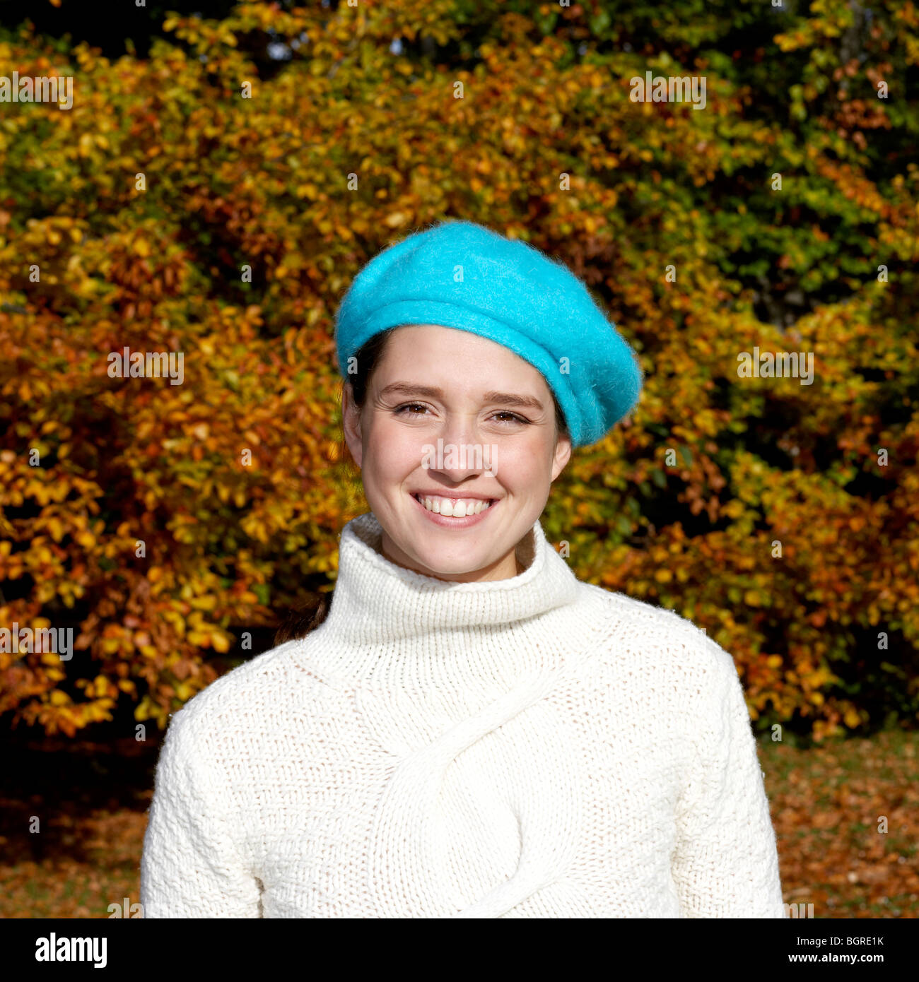 Wearing a beret hi-res stock photography and images - Alamy
