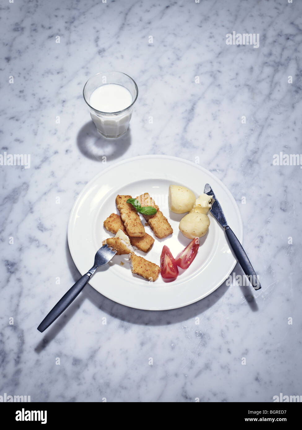 Glass dished plate hi-res stock photography and images - Alamy