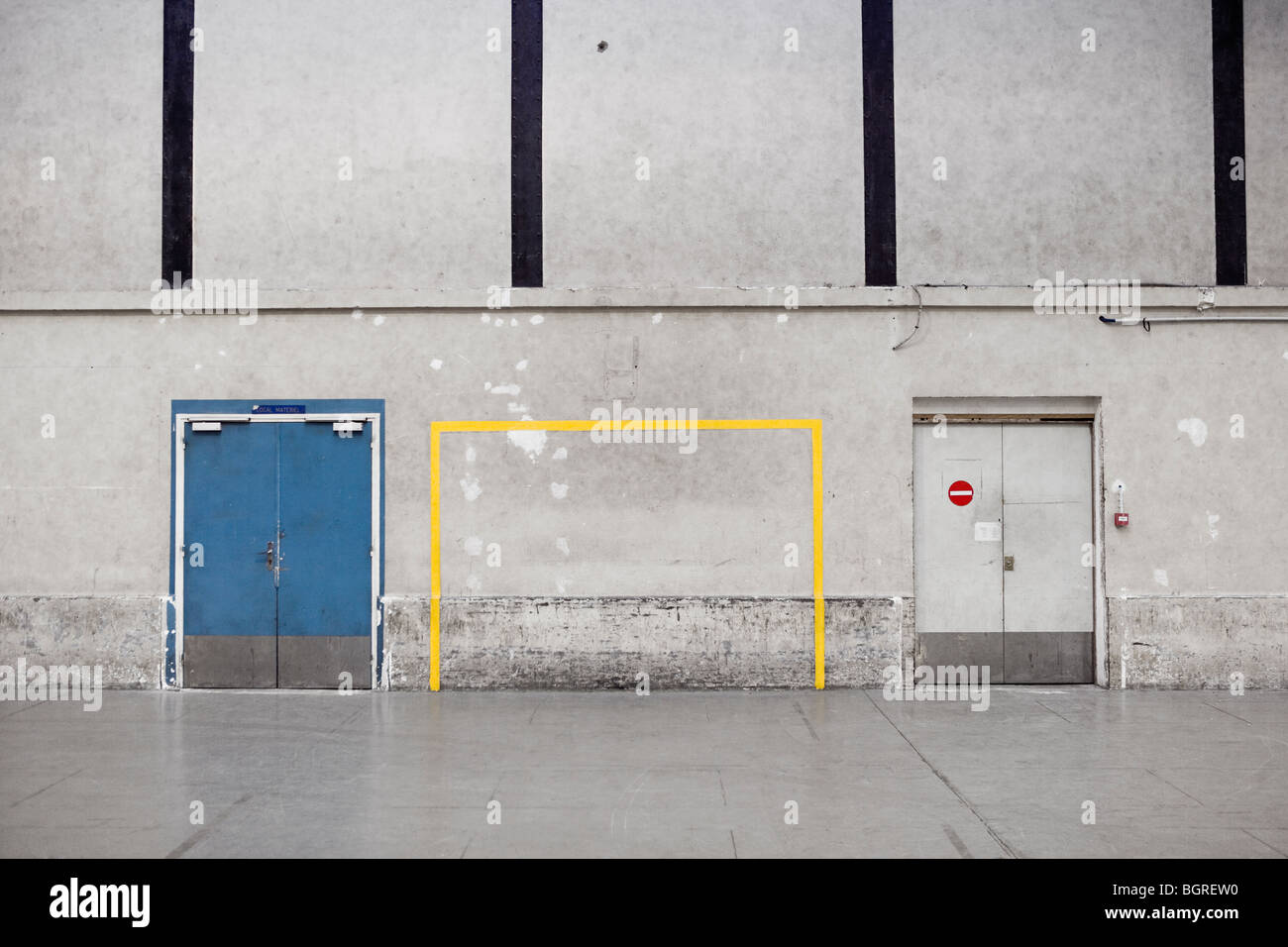 A soccer goal painted on a wall hi-res stock photography and images - Alamy