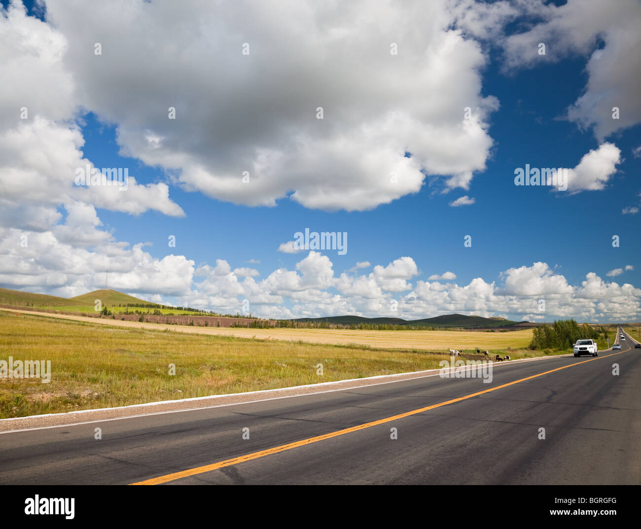 asphalt country road Stock Photo - Alamy