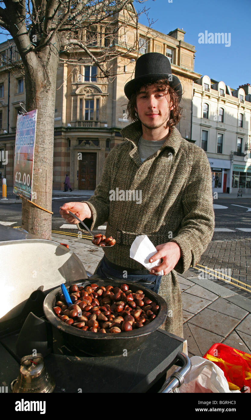 England christmas chestnut hi-res stock photography and images - Alamy