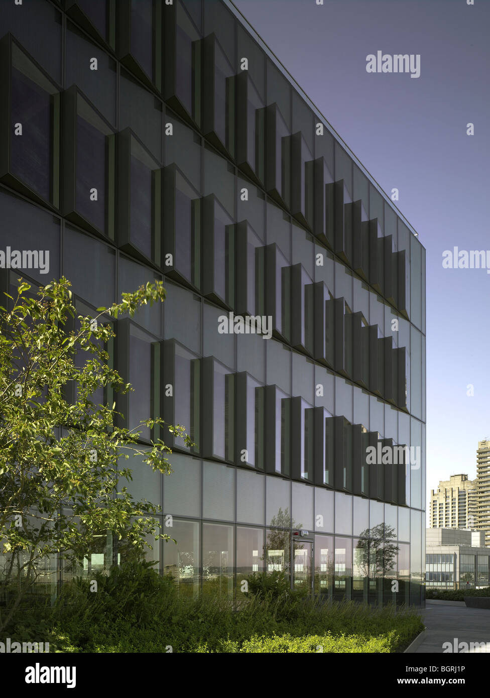 Arup associates arup london ropemaker tower glass facade terrace roof ...