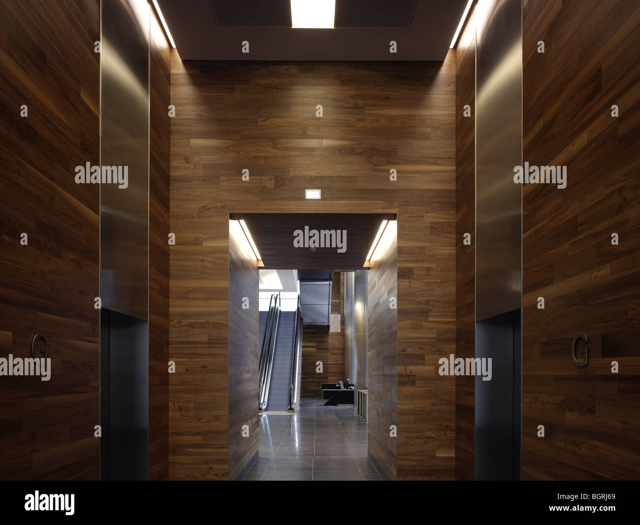 ropemaker office building, london - lift lobby Stock Photo - Alamy