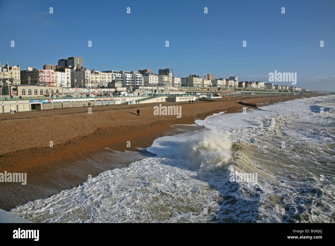 A winter storm creates and impressive wave display on Brighton beach ...