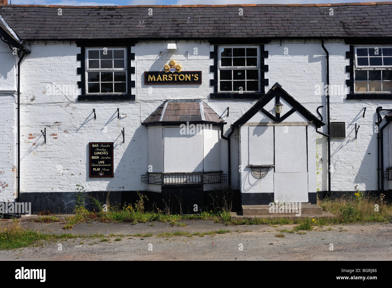 The Fox & Hounds public house in Tilston village, a Marstons inn ...