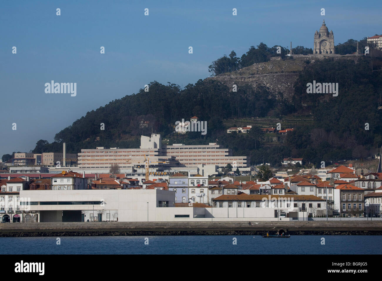 MUNICIPAL LIBRARY, VIANA DO CASTELO, PORTUGAL, ALVARO SIZA Stock Photo ...