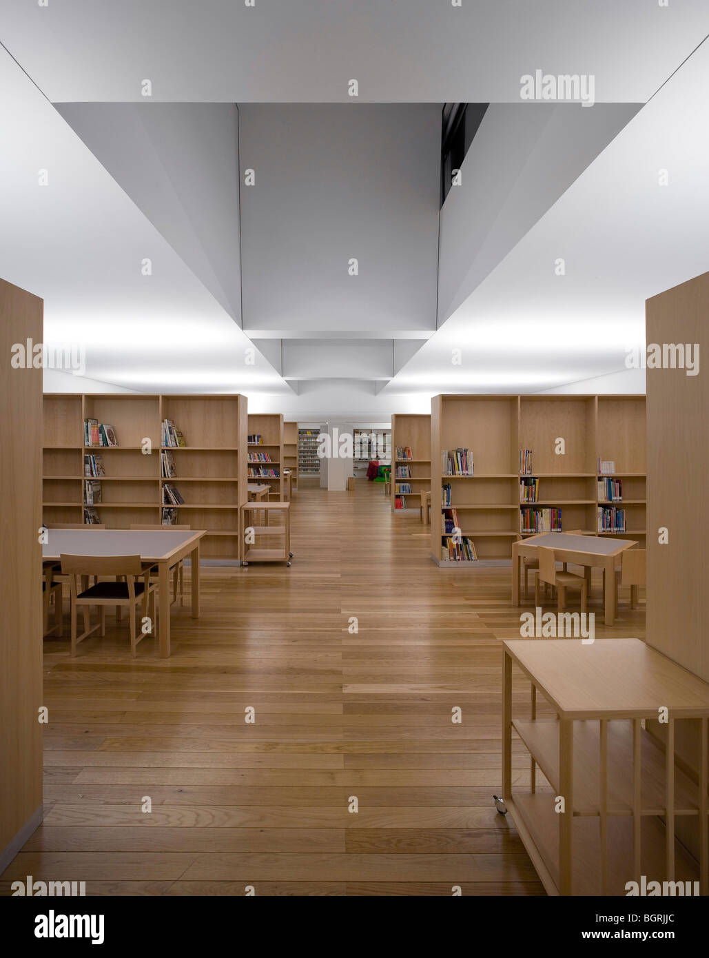 MUNICIPAL LIBRARY, VIANA DO CASTELO, PORTUGAL, ALVARO SIZA Stock Photo ...