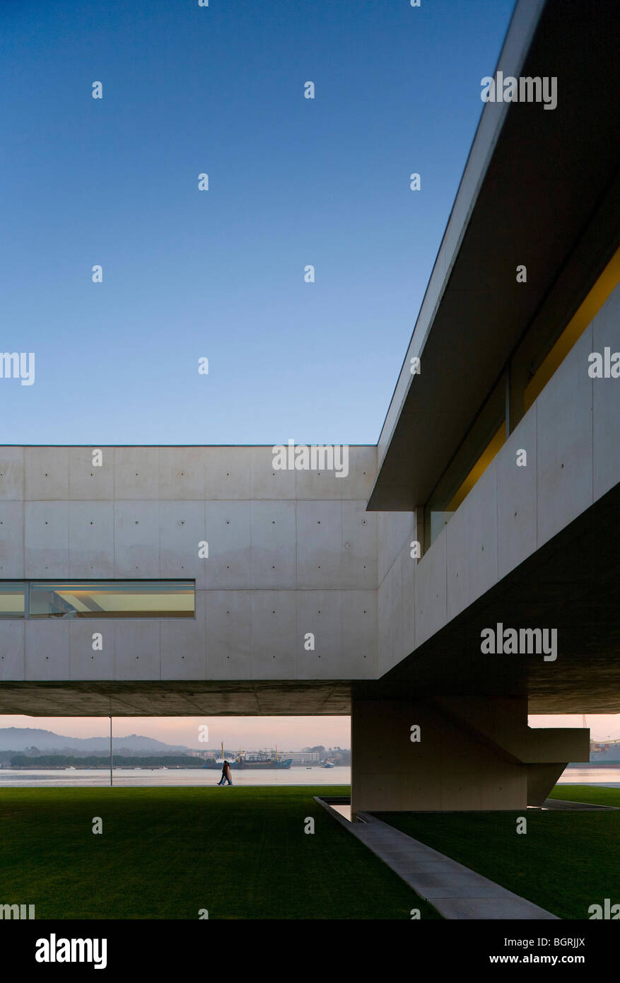 MUNICIPAL LIBRARY, VIANA DO CASTELO, PORTUGAL, ALVARO SIZA Stock Photo ...