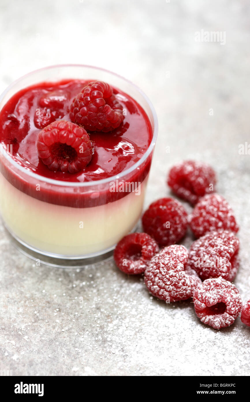 Raspberry Panna Cotta Stock Photo - Alamy
