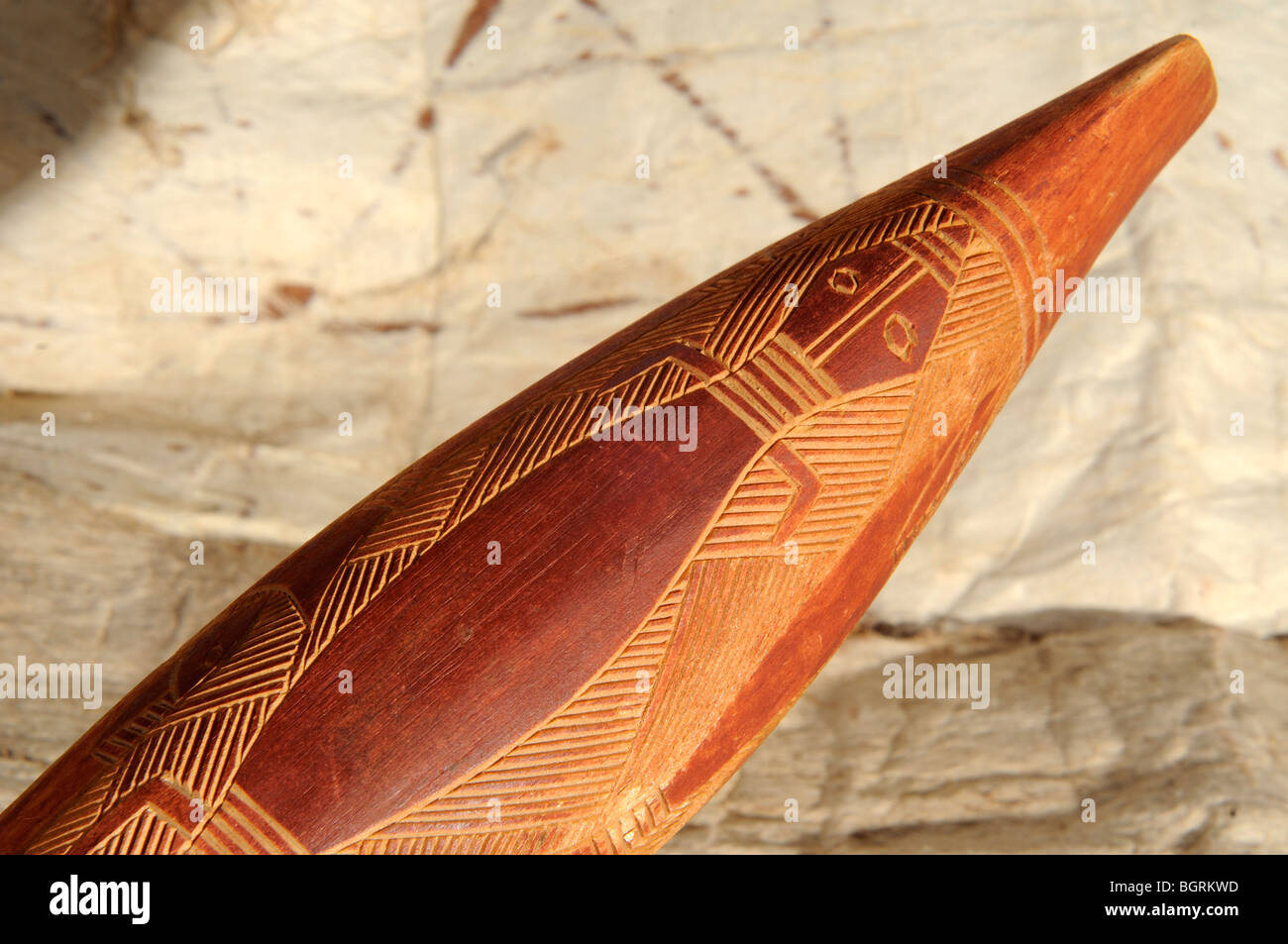 carved aboriginal canoe australia Stock Photo - Alamy