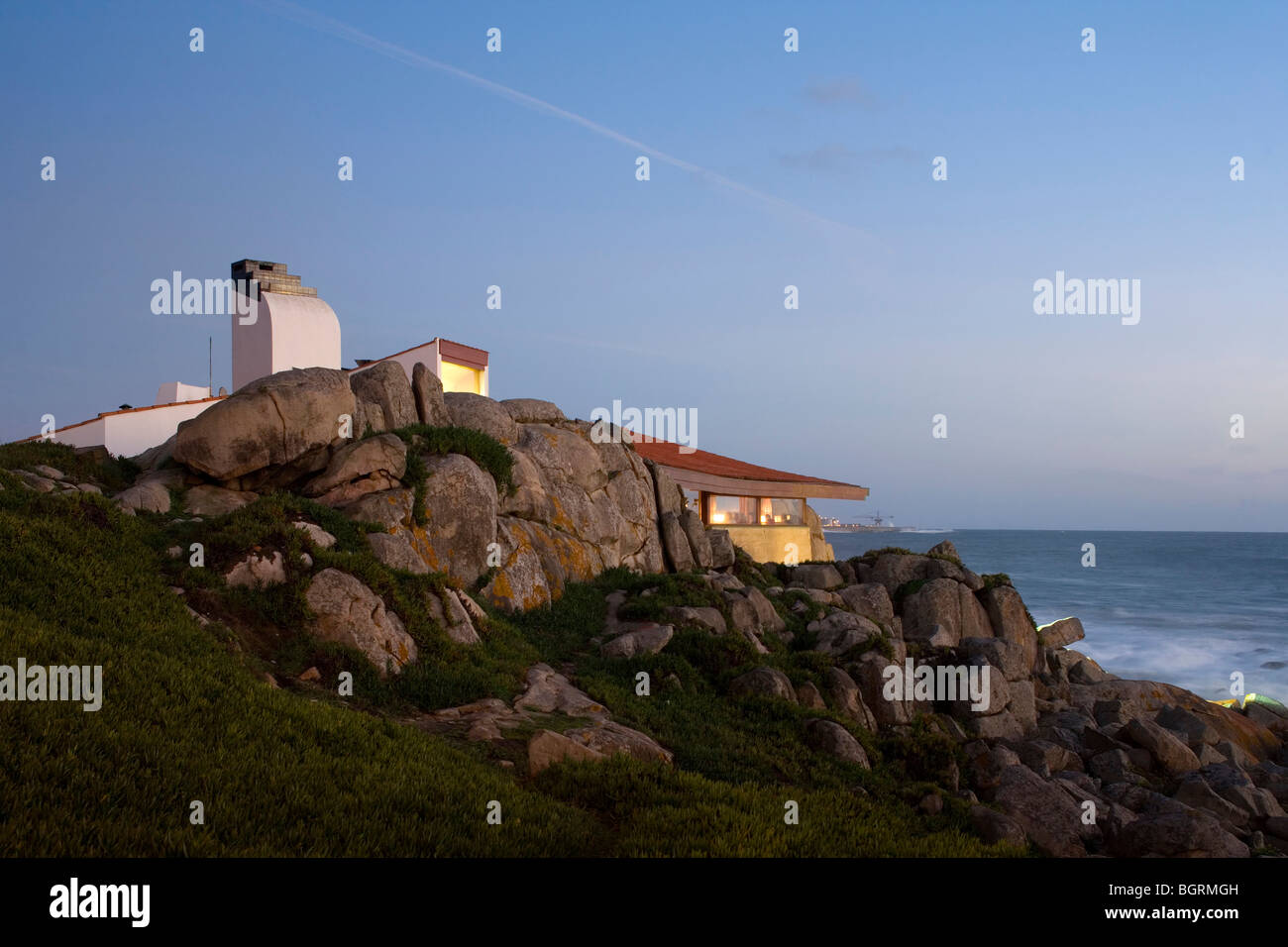BOA NOVA TEA HOUSE, PORTO, PORTUGAL, ALVARO SIZA Stock Photo - Alamy