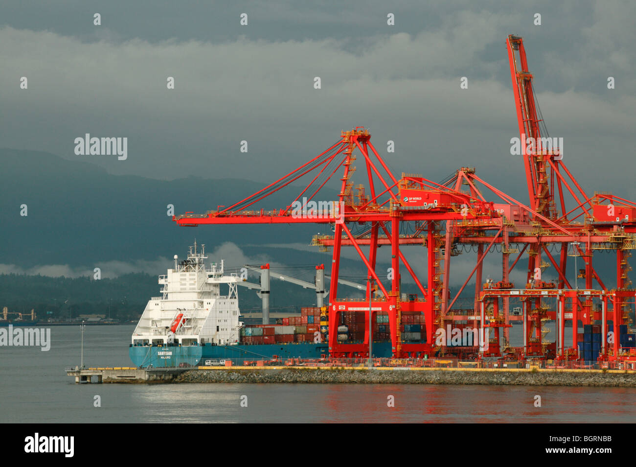 DP World International marine container terminal operations in the port ...