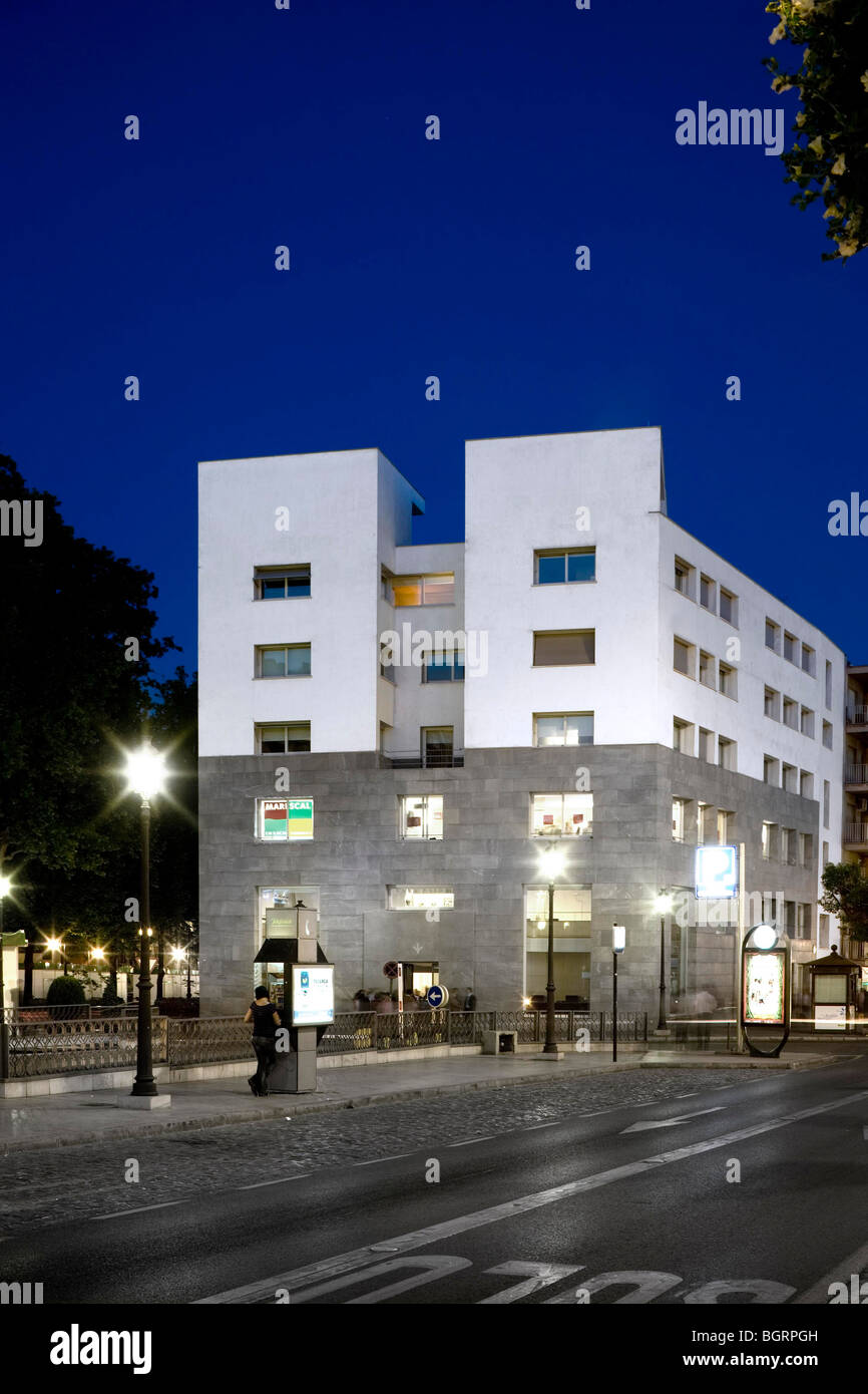 ZAIDA BUILDING - PATIO HOUSE, GRANADA, SPAIN, ALVARO SIZA Stock Photo ...