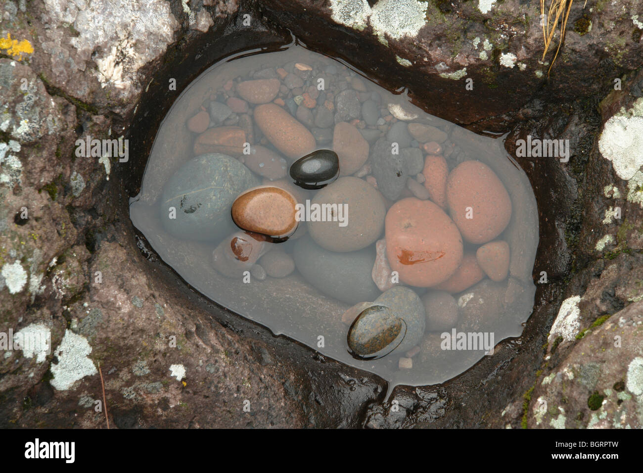 AJD62513, MN, Minnesota, Lake Superior, North Shore, rocks, background ...