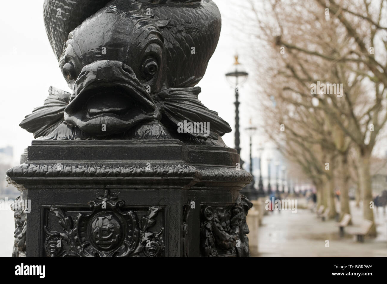 Dolphin lamp post on river hi-res stock photography and images - Alamy