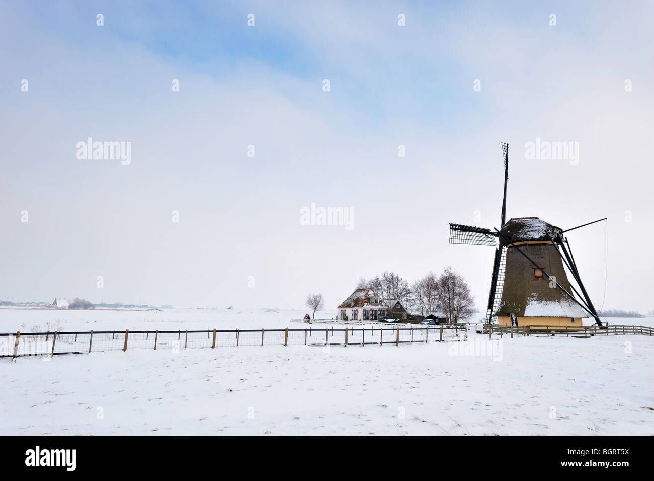 Beautiful winter windmill landscape in Friesland the Netherlands Stock ...