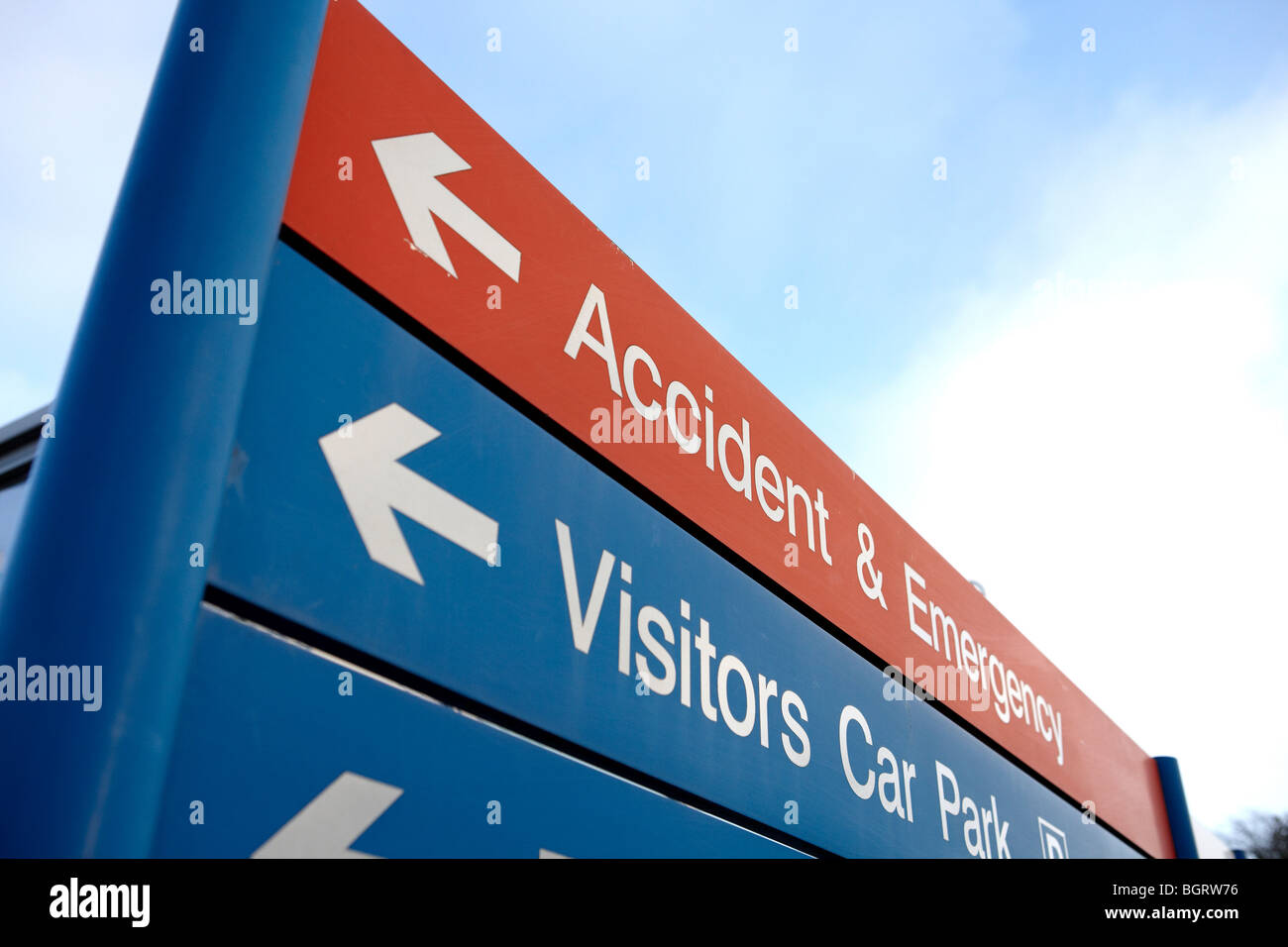 Nhs sign hi-res stock photography and images - Alamy
