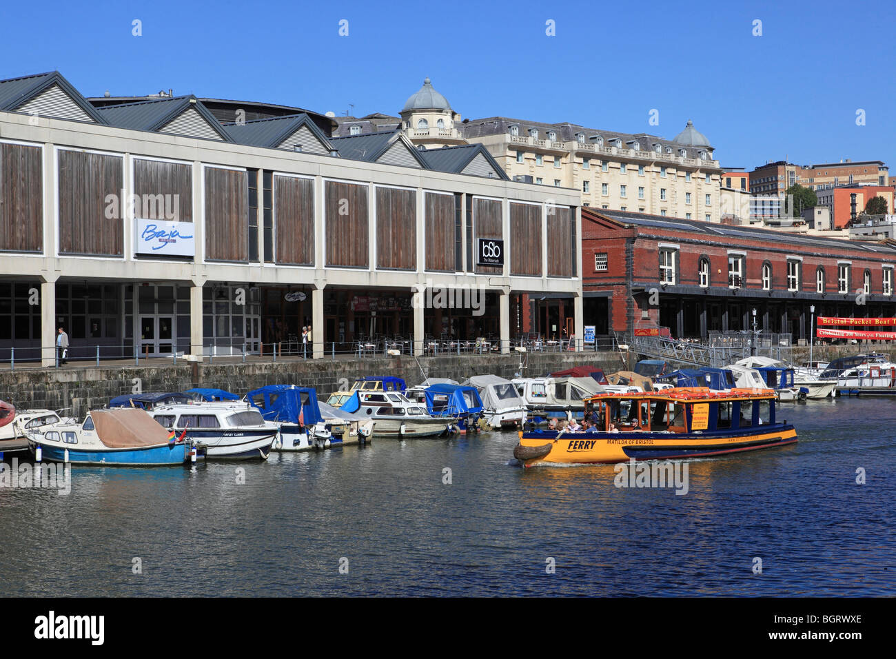 Harbourside hi-res stock photography and images - Alamy