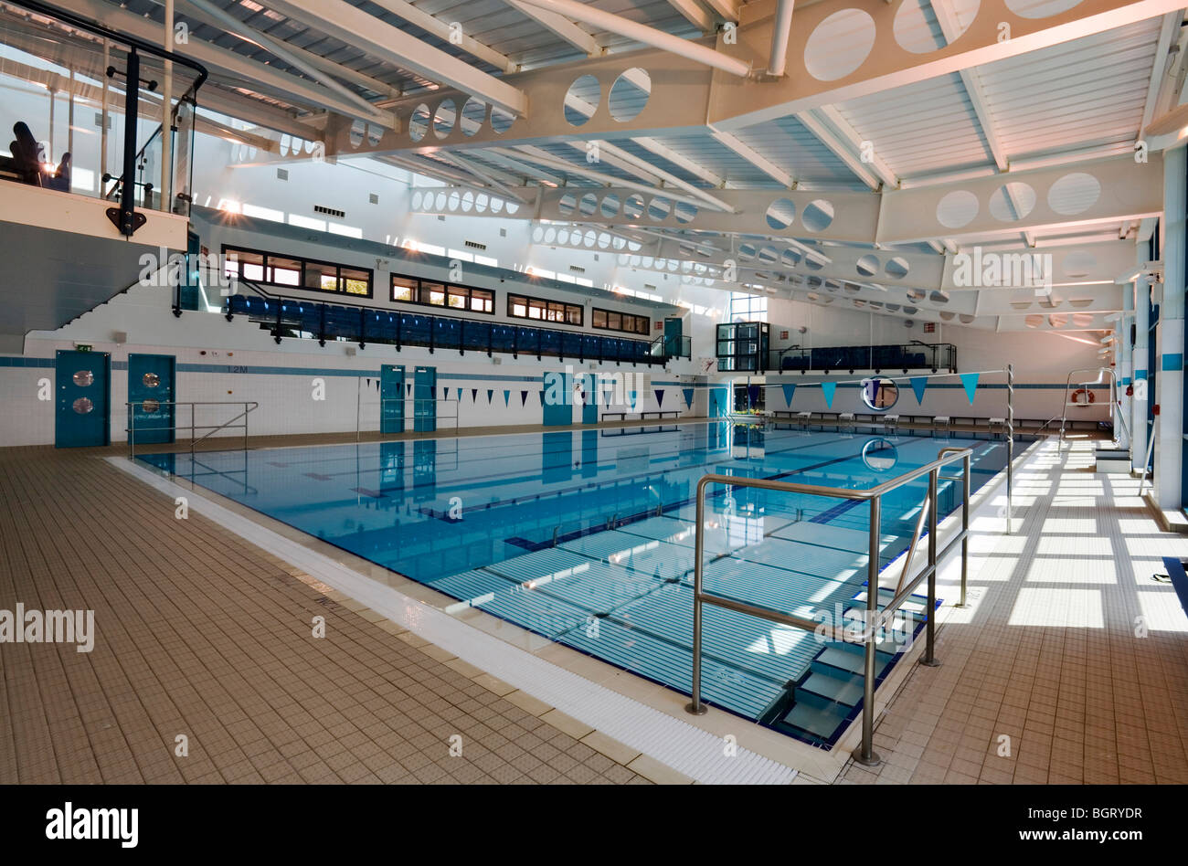 MALTMANS GREEN SCHOOL SWIMMING POOL, CHALFONT ST PETER, UNITED KINGDOM ...
