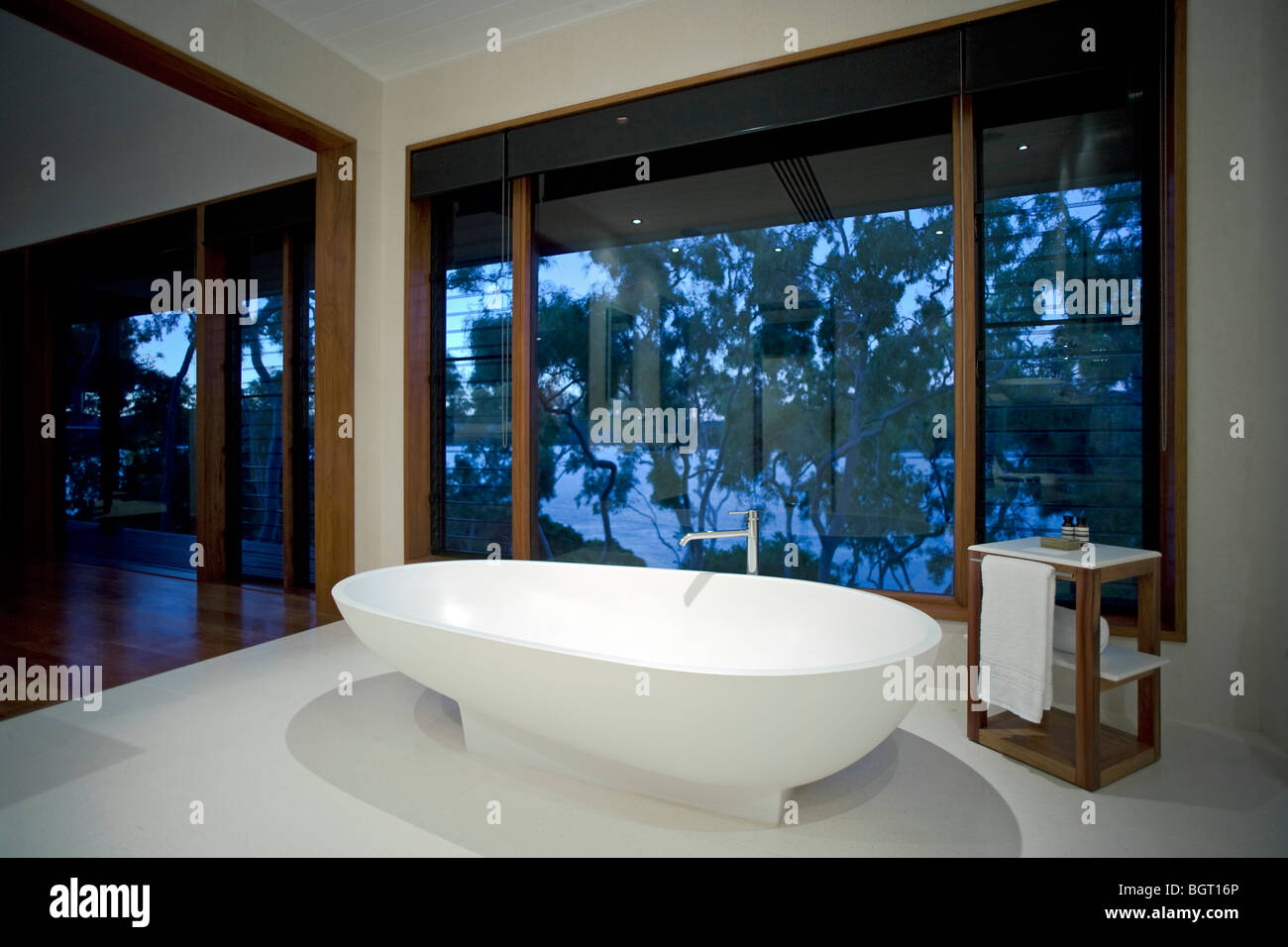 qualia resort, hamilton island, great barrier reef, queensland ...