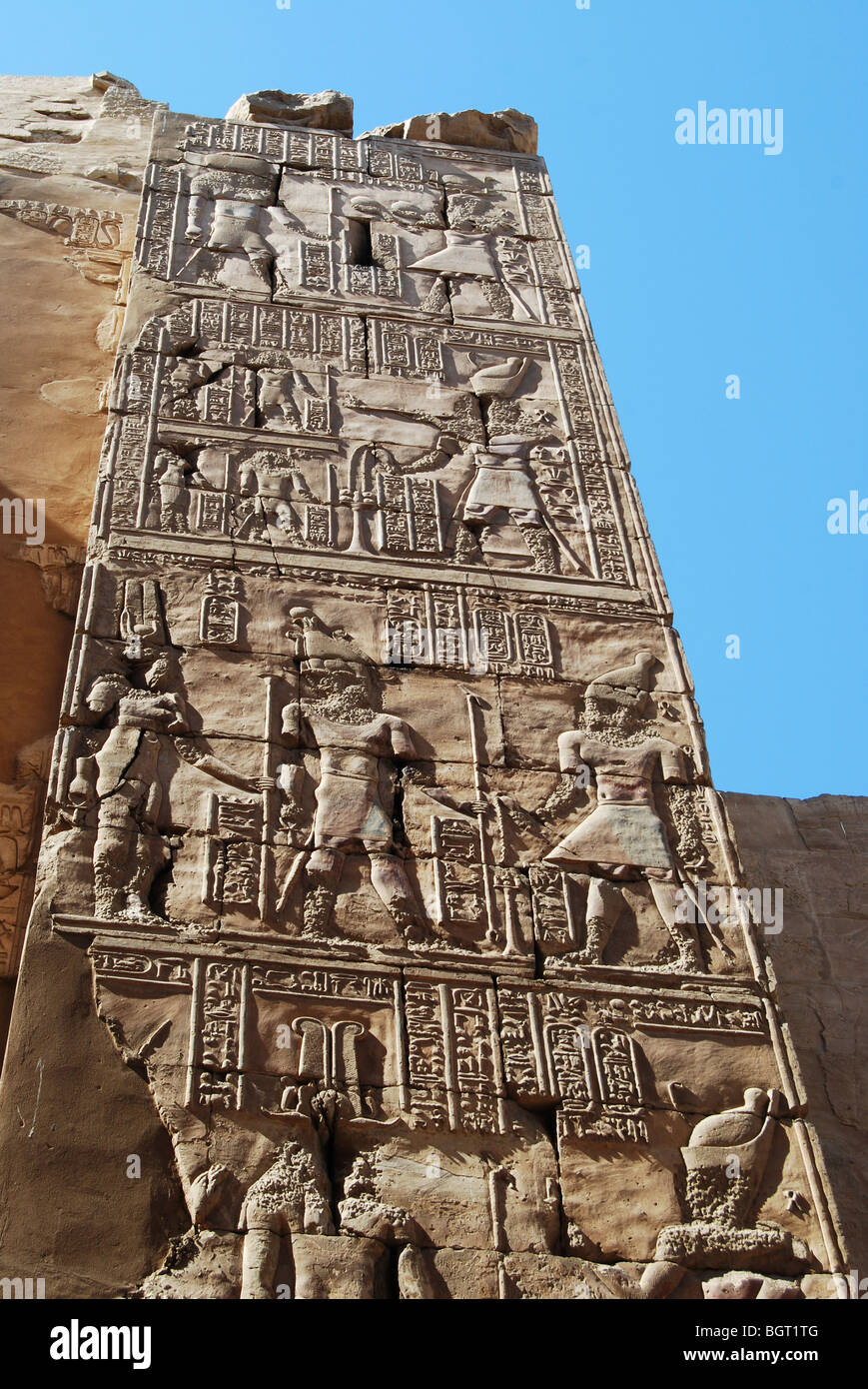 Karnak temple, Luxor Egypt number 2834 Stock Photo - Alamy