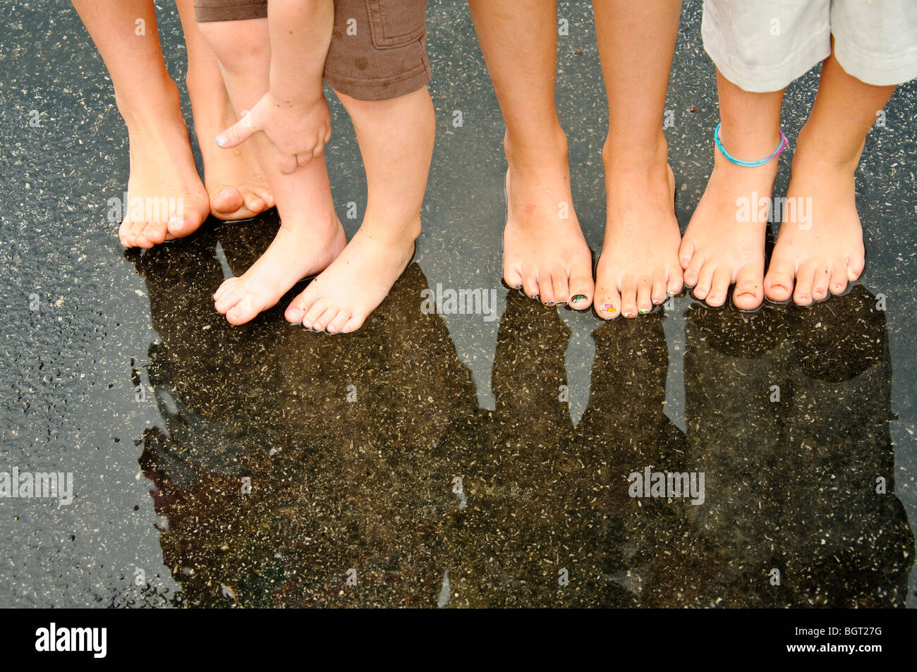 Pavement Legs Feet High Resolution Stock Photography and Images - Alamy