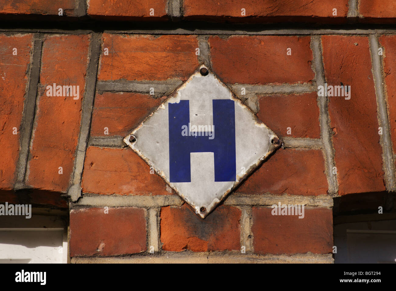 Victorian signage hi-res stock photography and images - Alamy