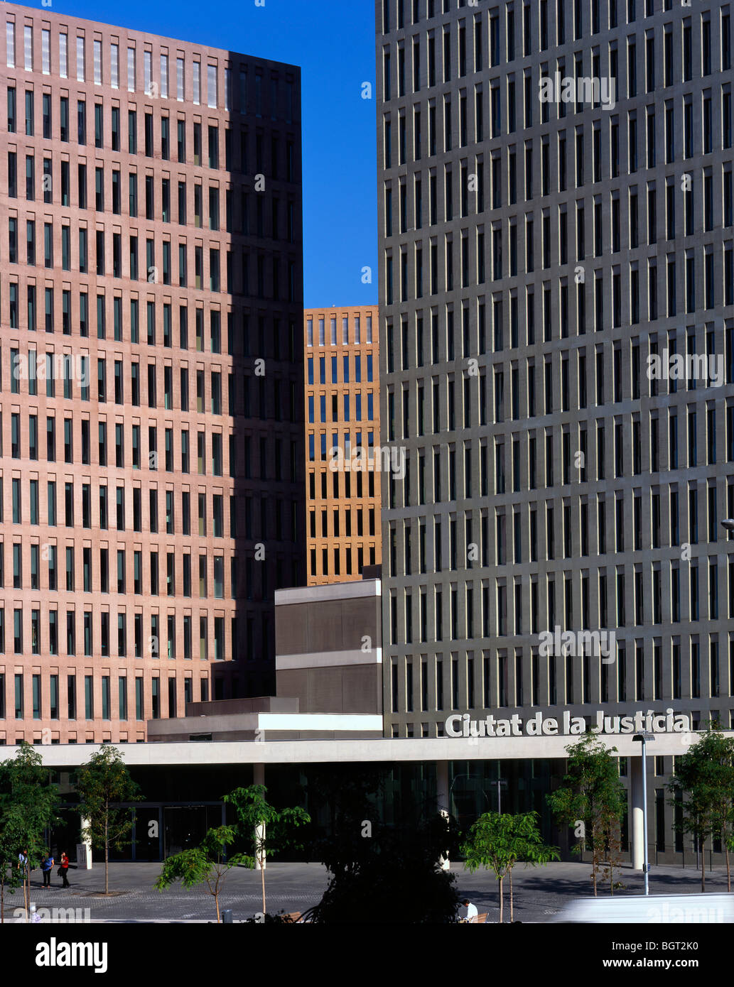 closer detail of front of main buildings showing main entrance to ...