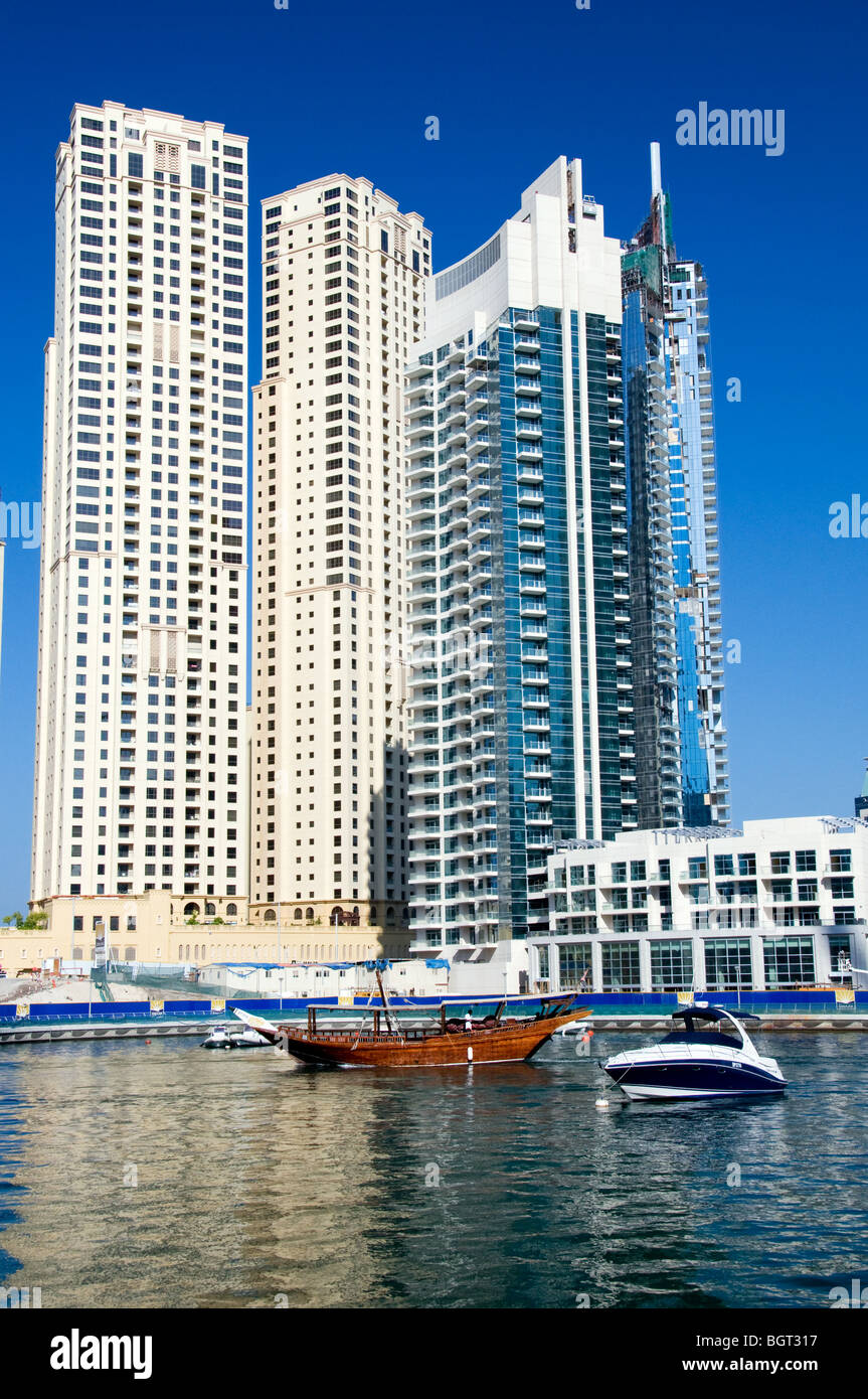 Dubai apartments buildings hi-res stock photography and images - Alamy