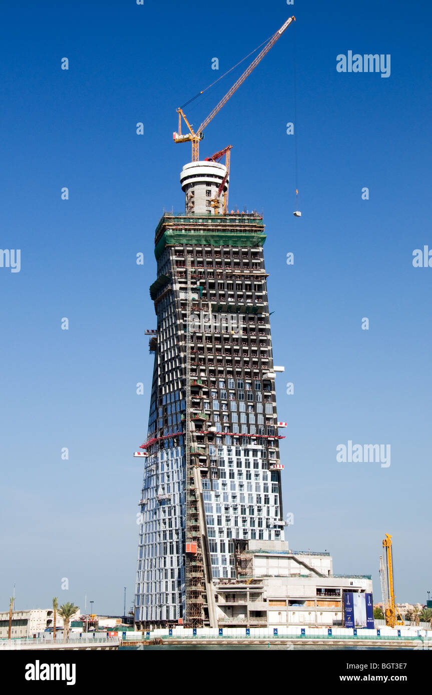 Infinity tower hi-res stock photography and images - Alamy