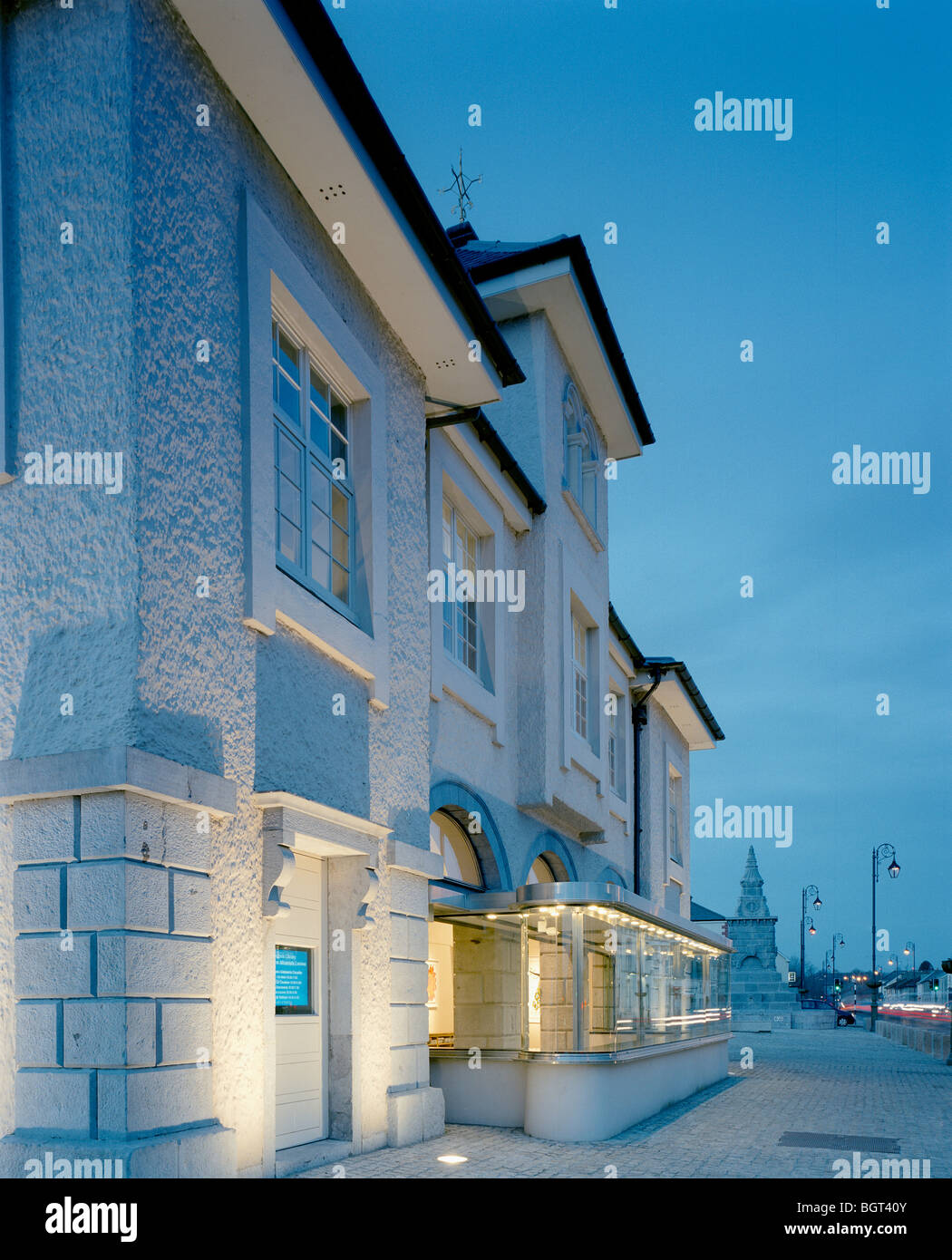 Library exterior hi-res stock photography and images - Alamy