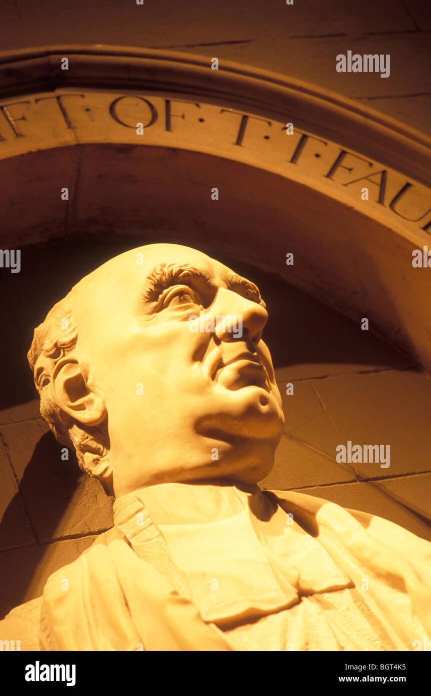 Bust of Jonathan Swift, Saint Patrick`s Cathedral, Dublin, Ireland ...