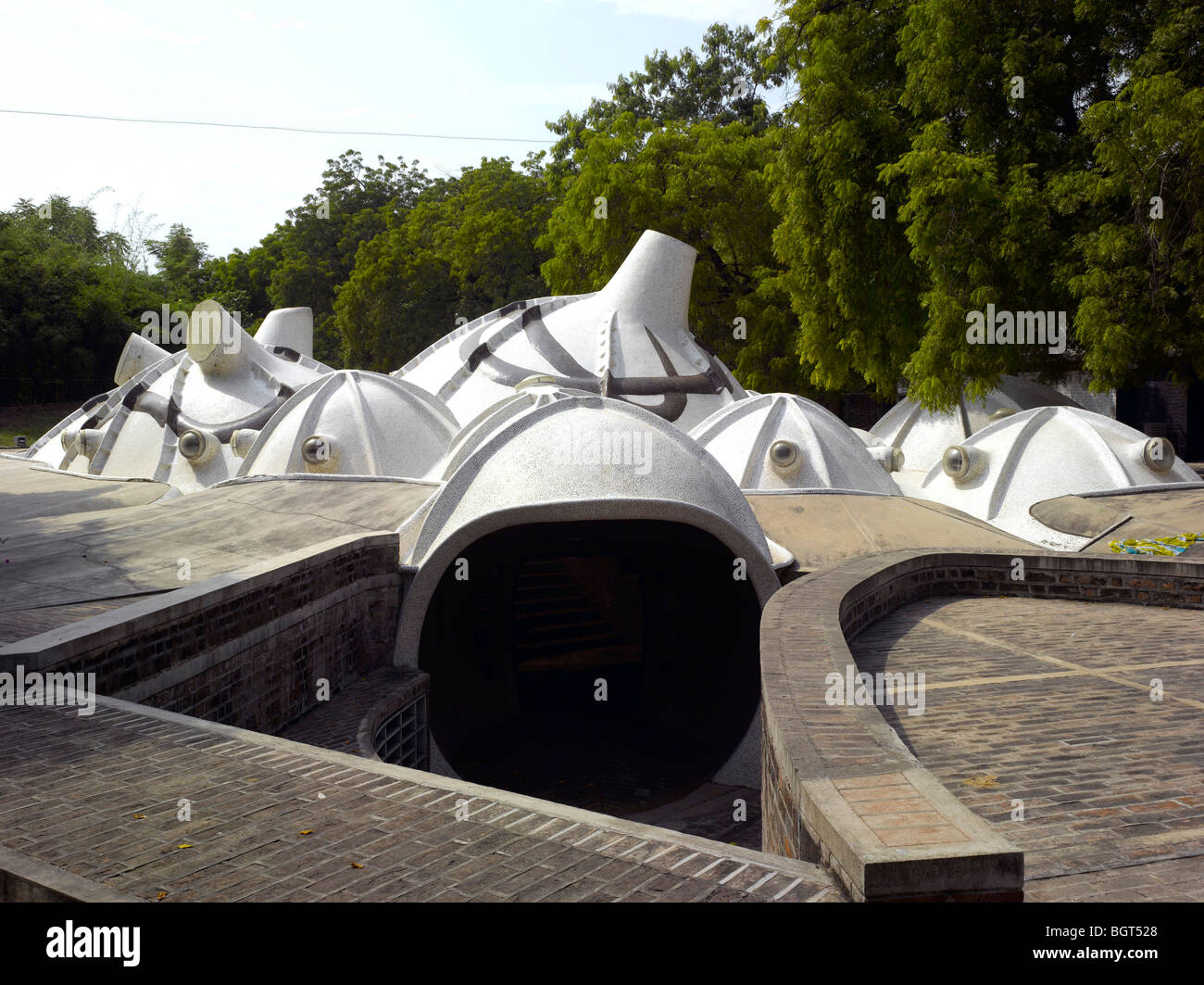 husain doshi gufa art gallery-exterior Stock Photo - Alamy