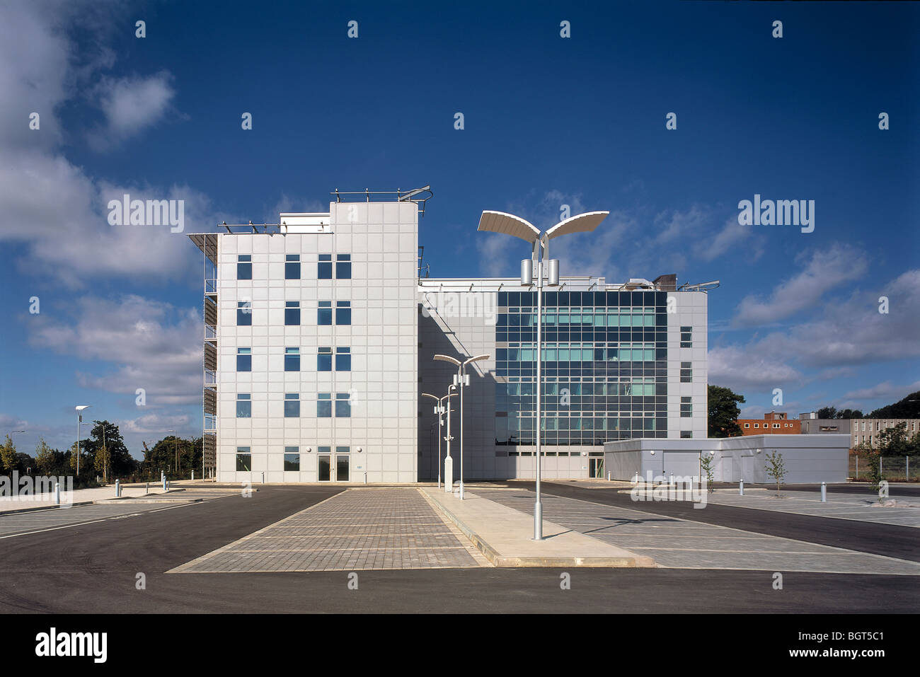 HIGGINS GROUP HQ, LOUGHTON, UNITED KINGDOM, DAVID WOOD ARCHITECTS Stock ...