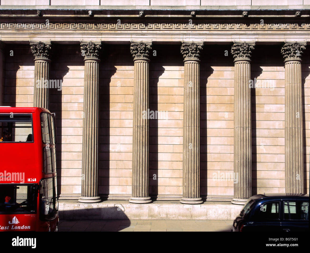 Swan lane hi-res stock photography and images - Alamy