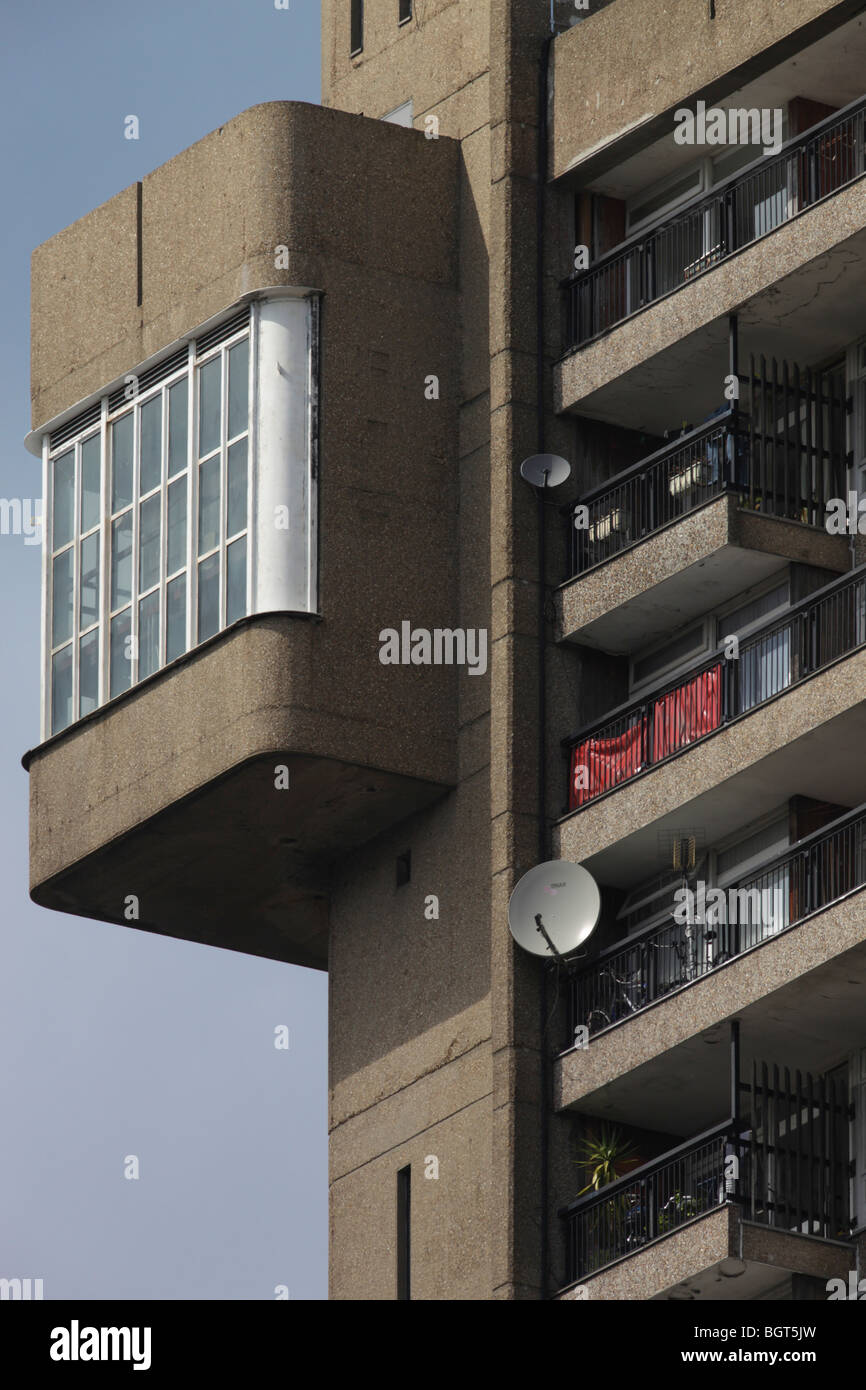 Trellick tower london architecture hi-res stock photography and images ...