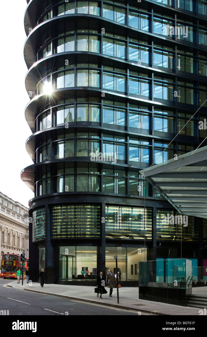 Threadeneedle hi-res stock photography and images - Alamy