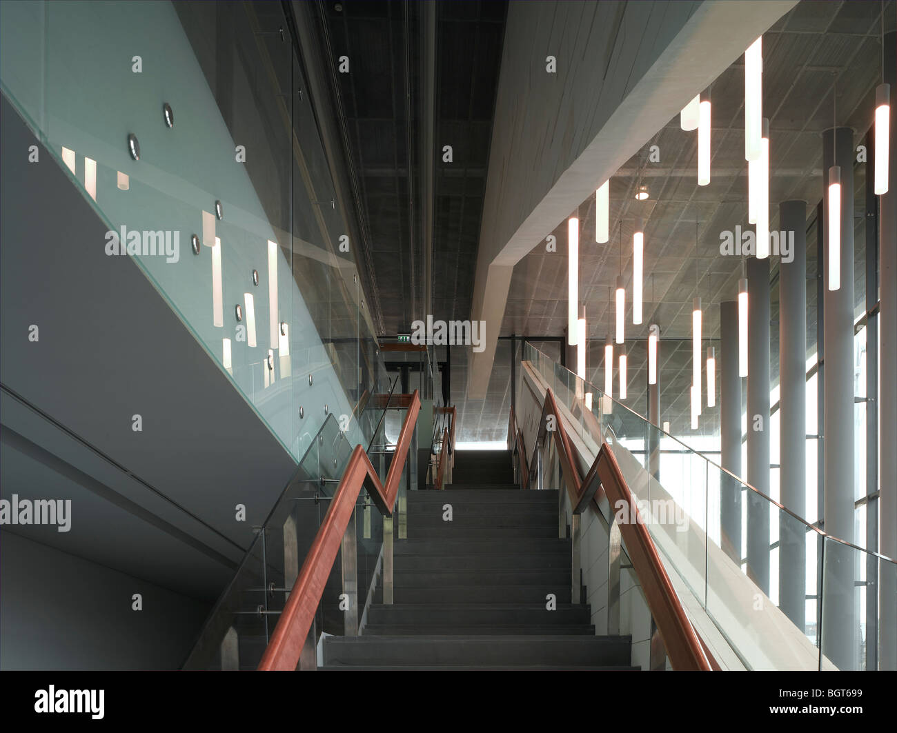 mima middlesbrough institute of modern art - main atrium and staircase ...