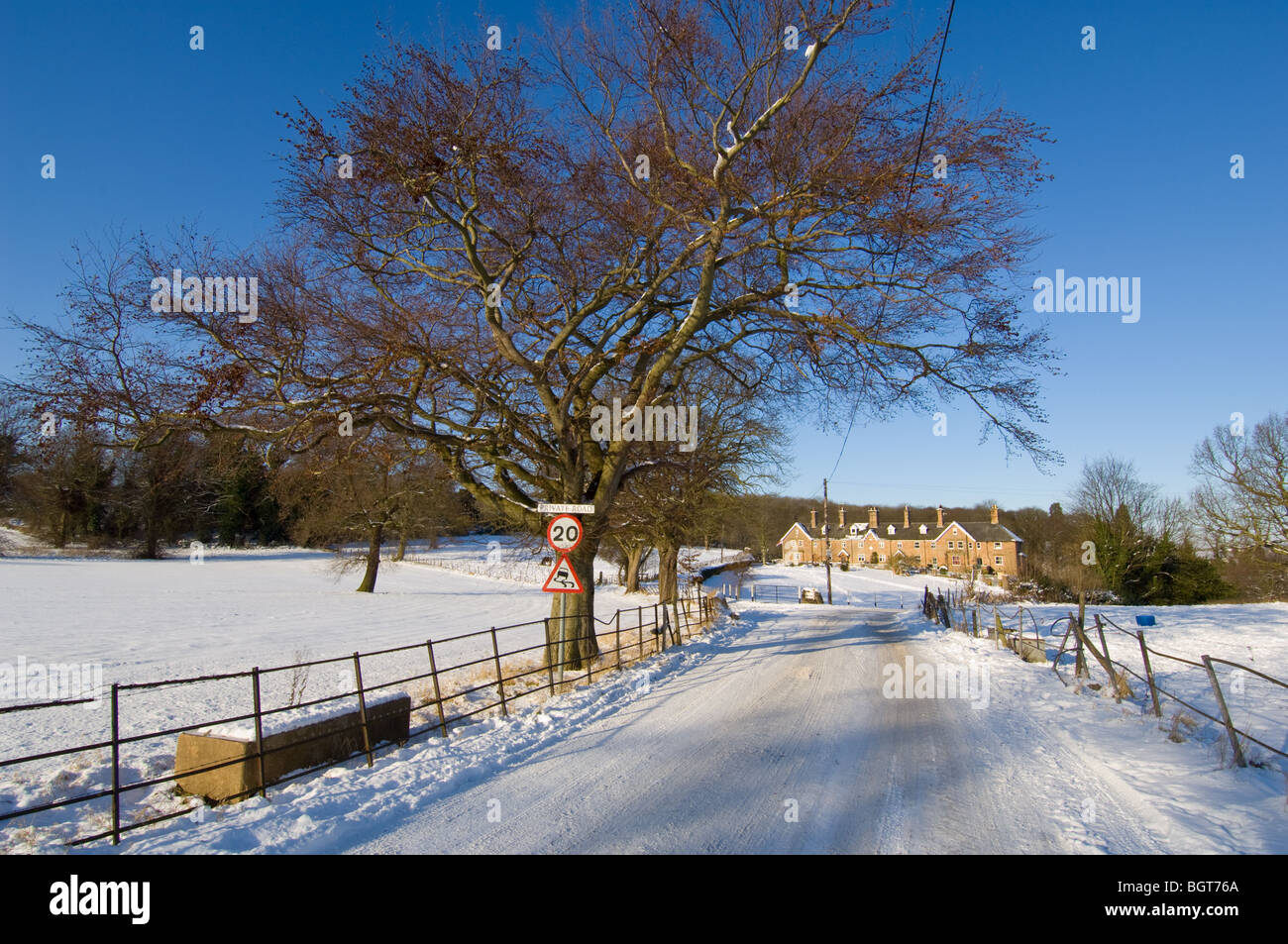 Stone road signs hi-res stock photography and images - Alamy
