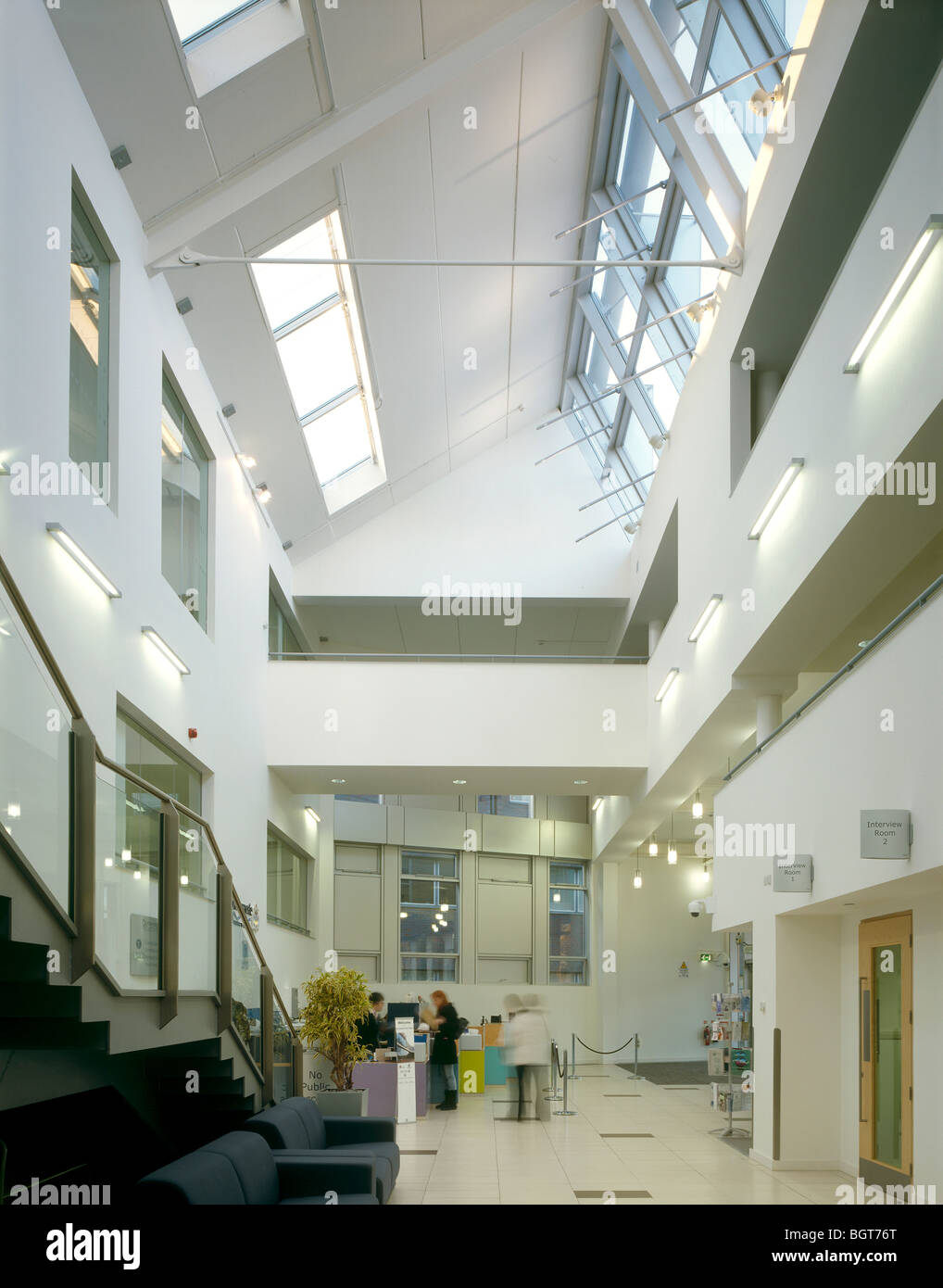 Station road addlestone hi-res stock photography and images - Alamy