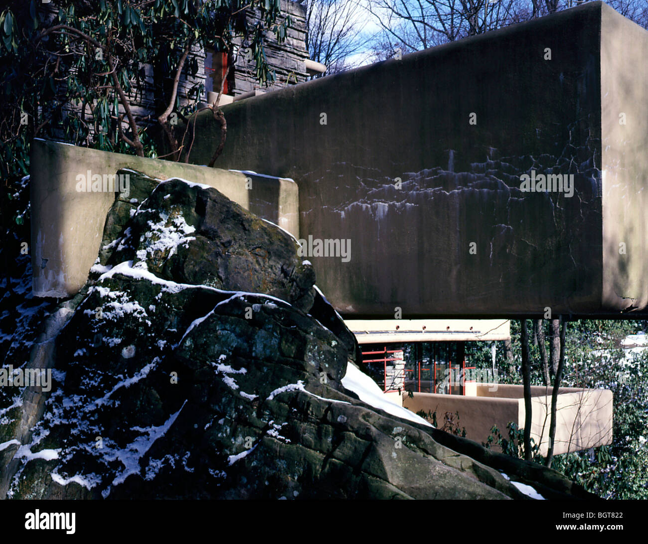 FALLING WATER, BEAR RUN, UNITED STATES, FRANK LLOYD WRIGHT Stock Photo ...