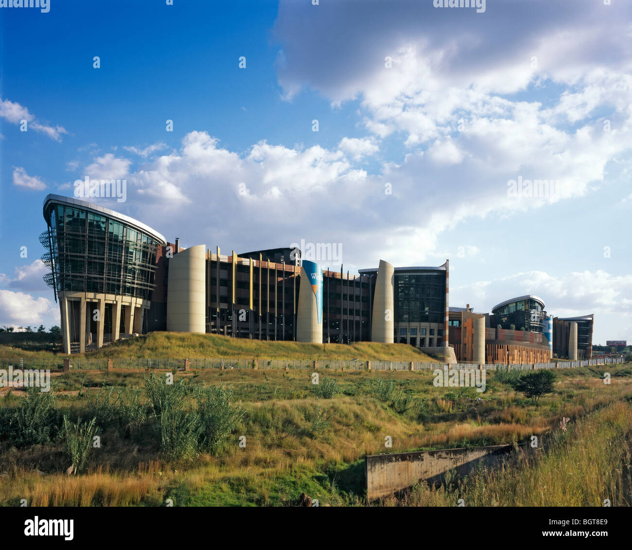 FNB WESBANK NO 1 ENTERPRISE RD FAIRLANDS BUILDING, JOHANNESBURG Stock ...