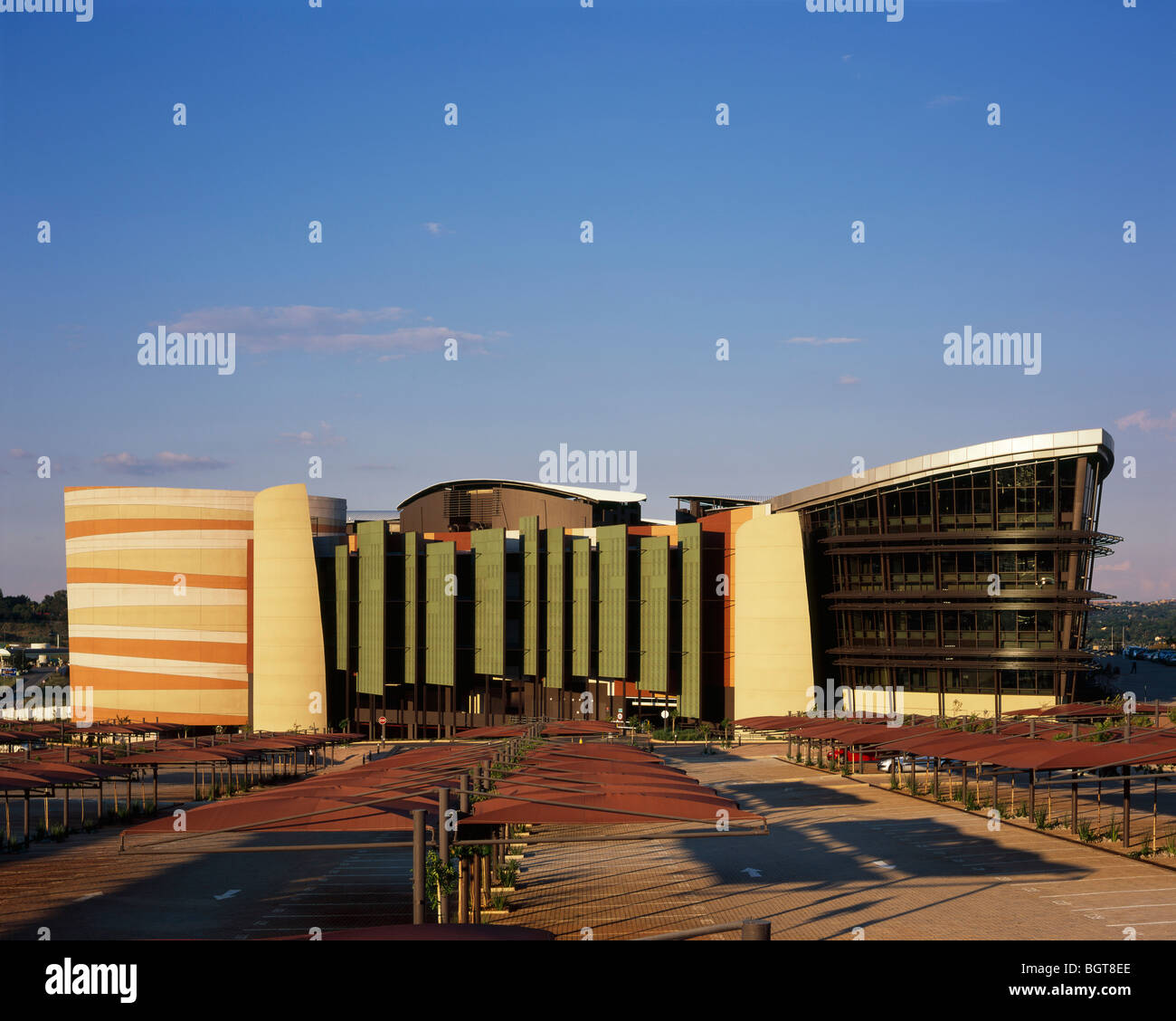 FNB WESBANK NO 1 ENTERPRISE RD FAIRLANDS BUILDING, JOHANNESBURG, SOUTH ...