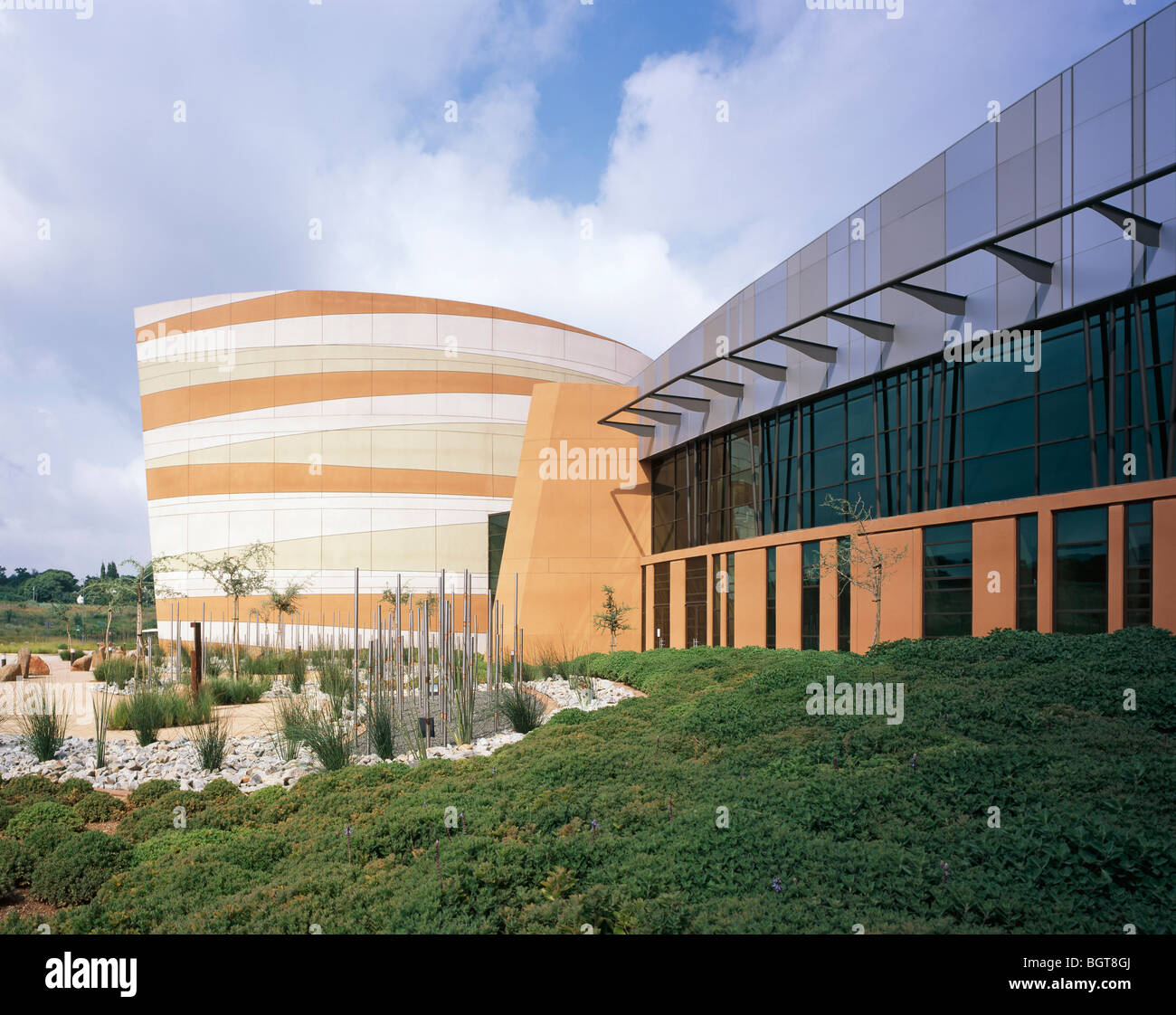 FNB WESBANK NO 1 ENTERPRISE RD FAIRLANDS BUILDING, JOHANNESBURG, SOUTH ...