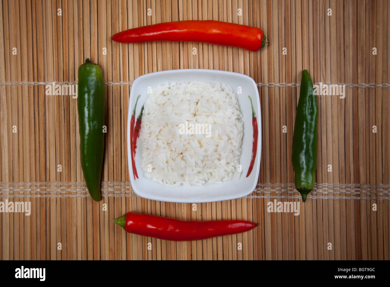 Bowl of white rice on tatami mat Stock Photo - Alamy