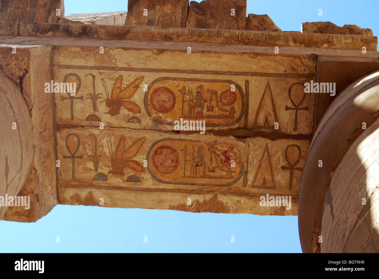 Egypt architrave ancient egyptian hi-res stock photography and images ...