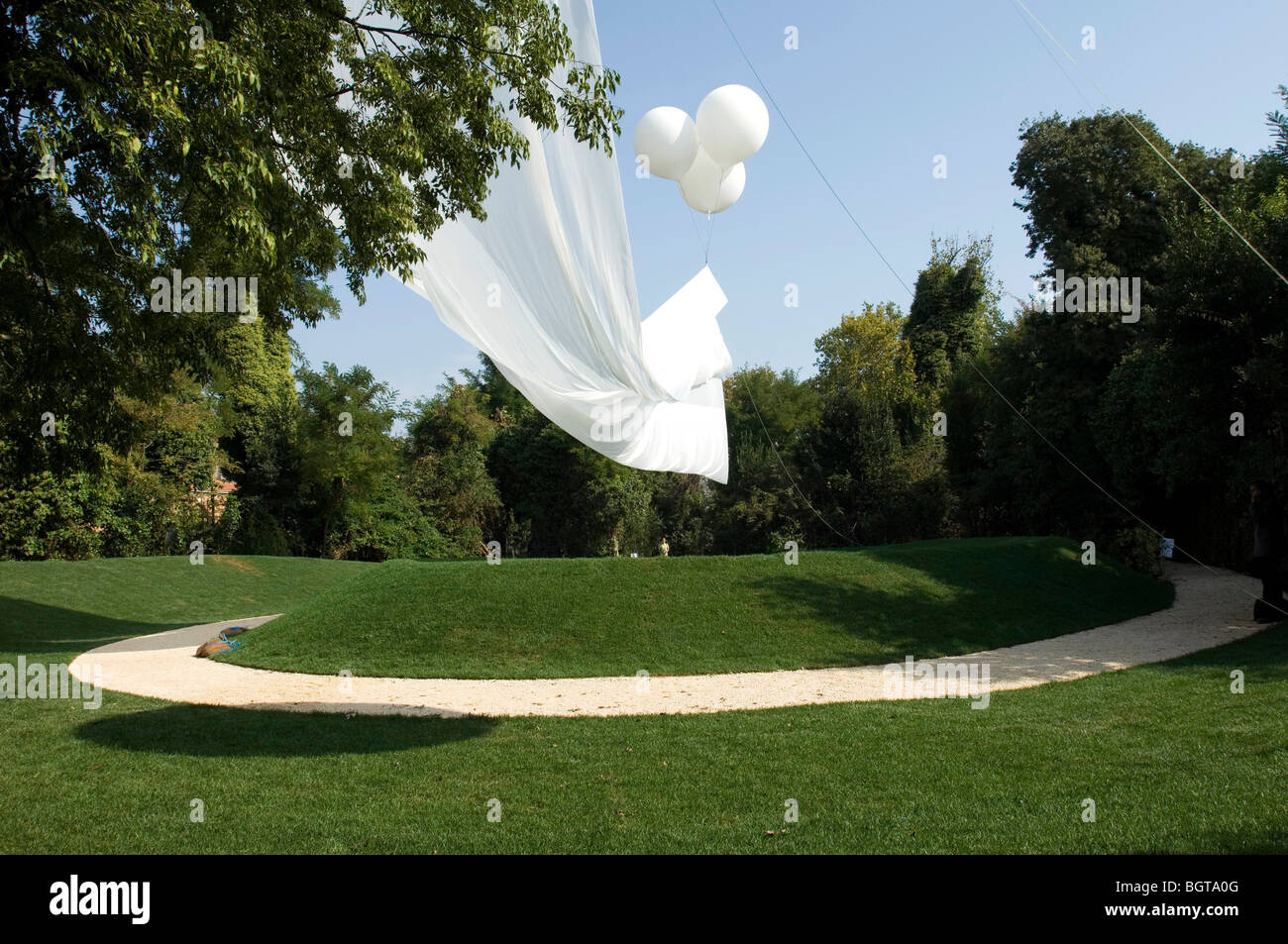 towards paradise, arsenale gardens, venice biennale 2008, enlightenment ...