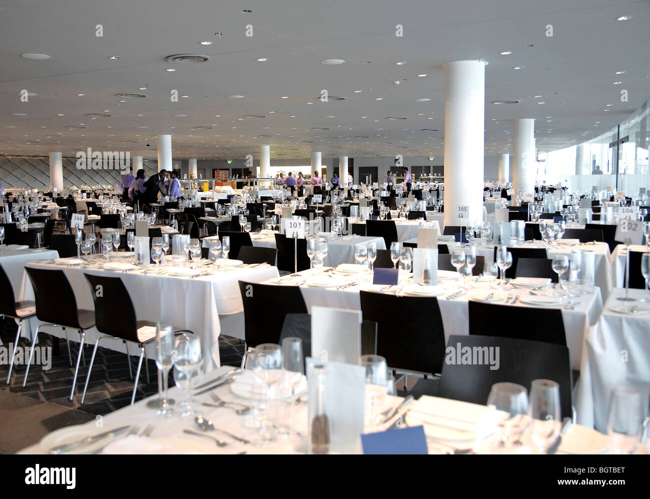 Wembley stadium interior hi-res stock photography and images - Alamy